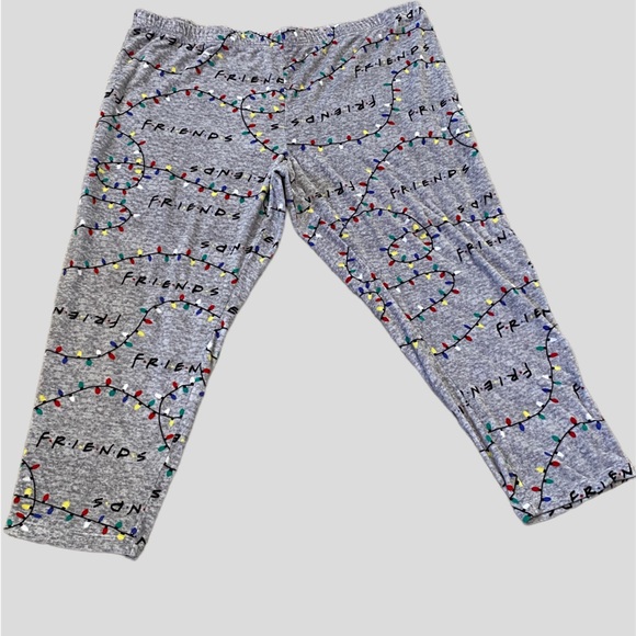 FRIENDS | Intimates & Sleepwear | Friends Tv Show Christmas Lights Soft ...